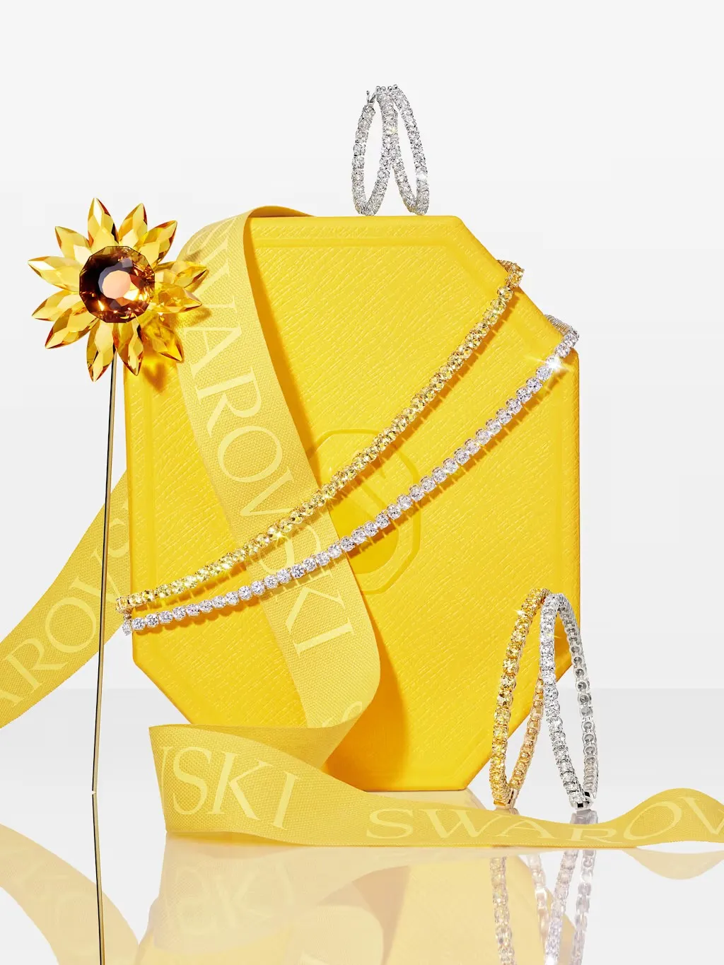 Swarovski Official | Joias requintadas, relógios e estatuetas em cristal